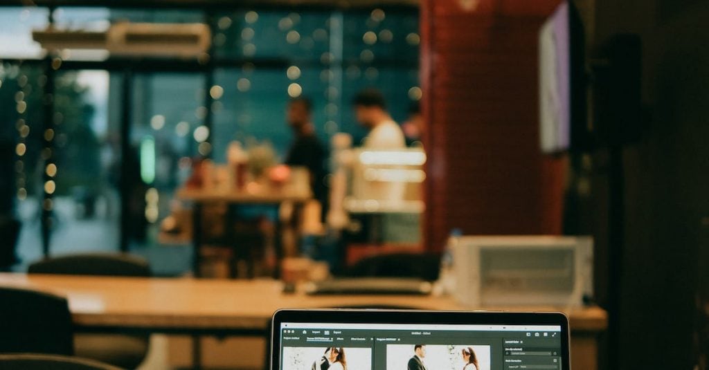 #1 Advertising Gimmicks Examples - Free Tips & Proven Tricks